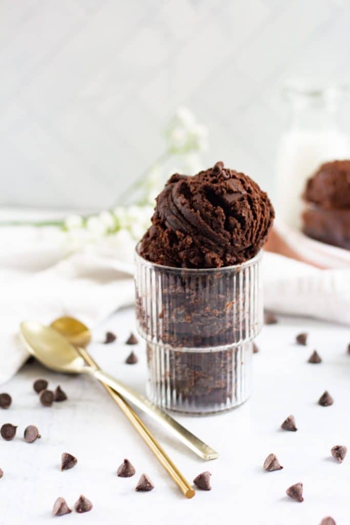 14 Chocolate Lover Desserts - Caitlin's Table